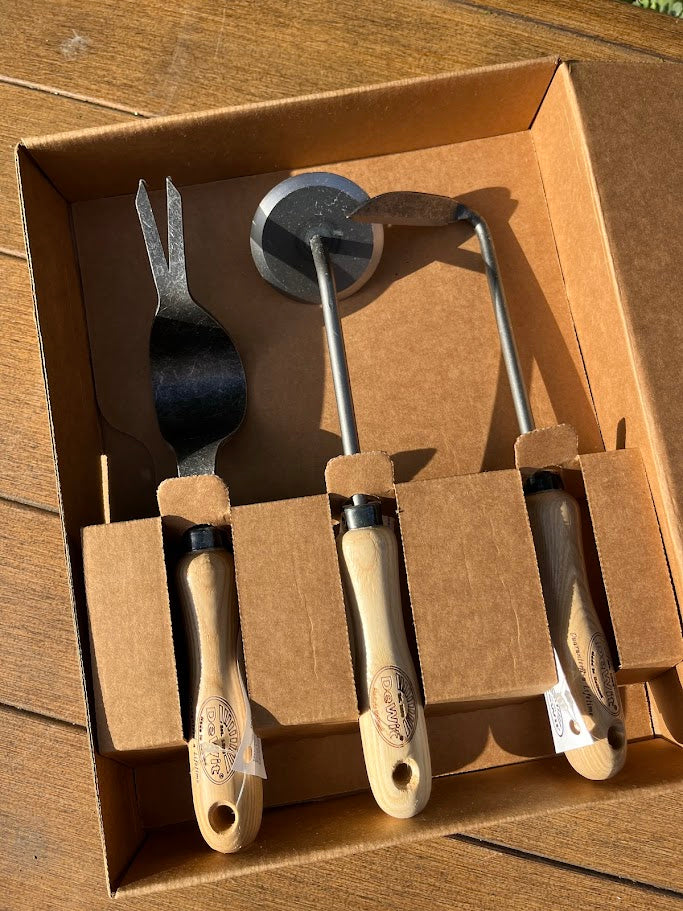 Hand Tool WEEDING Gift Set - PREMIUM Quality - Garden Outside The Box